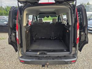 Pelēks Ford Tourneo 2017 Jelgava, ar dzinēja tilpumu 1.00 L un nobraukumu 0 tūkst. km par 6900 €, foto 18 vietnē AUTOMOTO.COM.LV