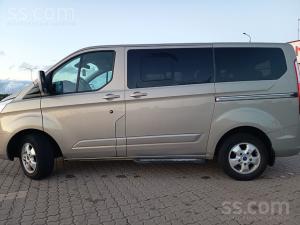 Pelēks Ford Tourneo 2017 Rīga, ar dzinēja tilpumu 2.00 L un nobraukumu 380 tūkst. km par 12300 €, foto 5 vietnē AUTOMOTO.COM.LV