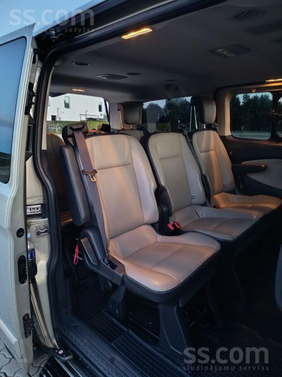 Pelēks Ford Tourneo 2017 Rīga, ar dzinēja tilpumu 2.00 L un nobraukumu 380 tūkst. km par 12300 €, foto 8 vietnē AUTOMOTO.COM.LV