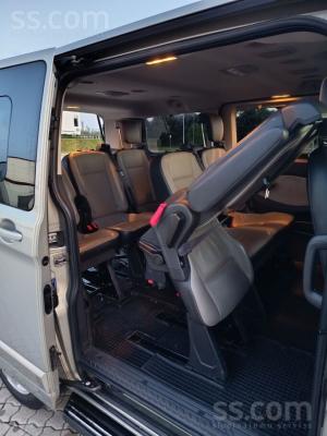 Pelēks Ford Tourneo 2017 Rīga, ar dzinēja tilpumu 2.00 L un nobraukumu 380 tūkst. km par 12300 €, foto 9 vietnē AUTOMOTO.COM.LV