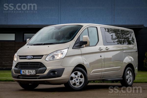 Grey Ford Tourneo 2017 in Riga, with an engine capacity of 2.00 L and mileage of 387 thousand km for 13990 €, photo 1 on AUTOMOTO.COM.LV