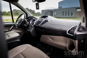 Grey Ford Tourneo 2017 in Riga, with an engine capacity of 2.00 L and mileage of 387 thousand km for 13990 €, photo 10 on AUTOMOTO.COM.LV