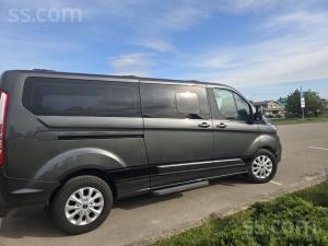 Pelēks Ford Tourneo 2018 Rīga, ar dzinēja tilpumu 2.00 L un nobraukumu 255 tūkst. km par 15000 €, foto 4 vietnē AUTOMOTO.COM.LV