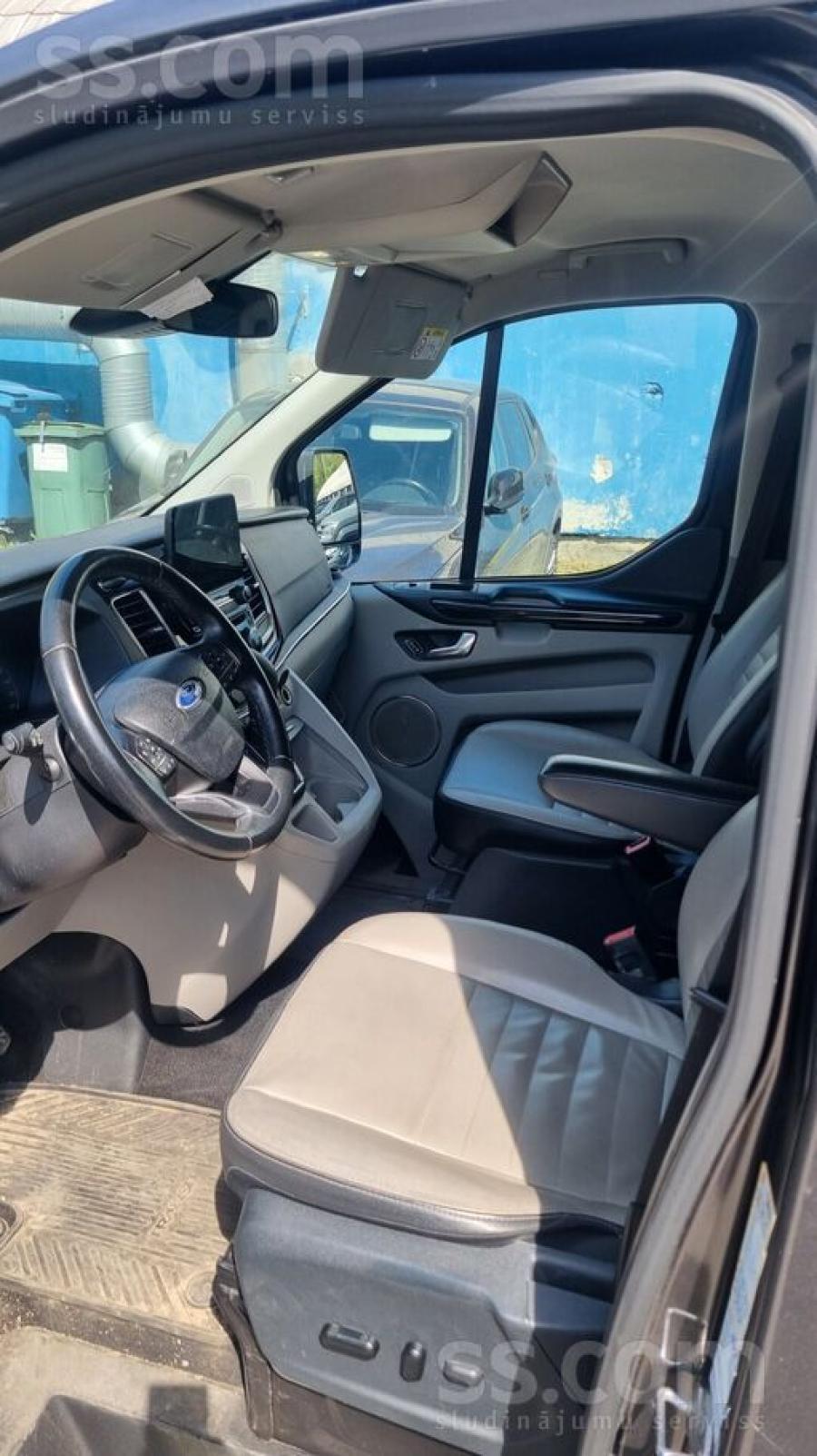 Pelēks Ford Tourneo 2019 Rīga, ar dzinēja tilpumu 2.00 L un nobraukumu 180 tūkst. km par 20000 €, foto 6 vietnē AUTOMOTO.COM.LV