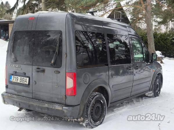 Pelēks Ford Tourneo 2008 Tallina, ar dzinēja tilpumu 1.80 L un nobraukumu 380 tūkst. km par 1299 €, foto 4 vietnē AUTOMOTO.COM.LV