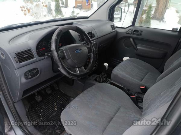 Pelēks Ford Tourneo 2008 Tallina, ar dzinēja tilpumu 1.80 L un nobraukumu 380 tūkst. km par 1299 €, foto 7 vietnē AUTOMOTO.COM.LV