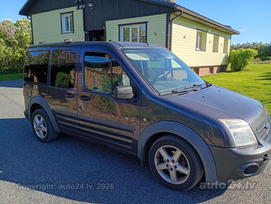Pelēks Ford Tourneo 2010 Tiri, ar dzinēja tilpumu 1.80 L un nobraukumu 330 tūkst. km par 2000 €, foto 5 vietnē AUTOMOTO.COM.LV