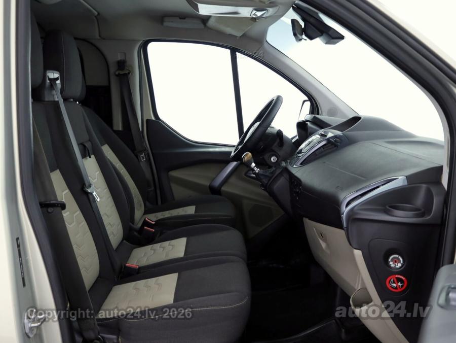 Pelēks Ford Tourneo 2013 Tallina, ar dzinēja tilpumu 2.20 L un nobraukumu 385 tūkst. km par 4999 €, foto 7 vietnē AUTOMOTO.COM.LV