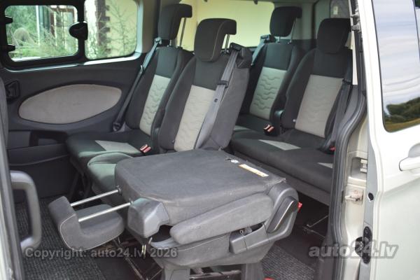 Pelēks Ford Tourneo 2013 Tartu, ar dzinēja tilpumu 2.20 L un nobraukumu 310 tūkst. km par 9900 €, foto 10 vietnē AUTOMOTO.COM.LV