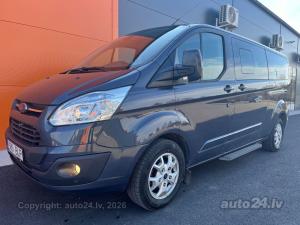 Pelēks Ford Tourneo 2014 Kuresāre, ar dzinēja tilpumu 2.20 L un nobraukumu 331 tūkst. km par 11000 €, foto  vietnē AUTOMOTO.COM.LV