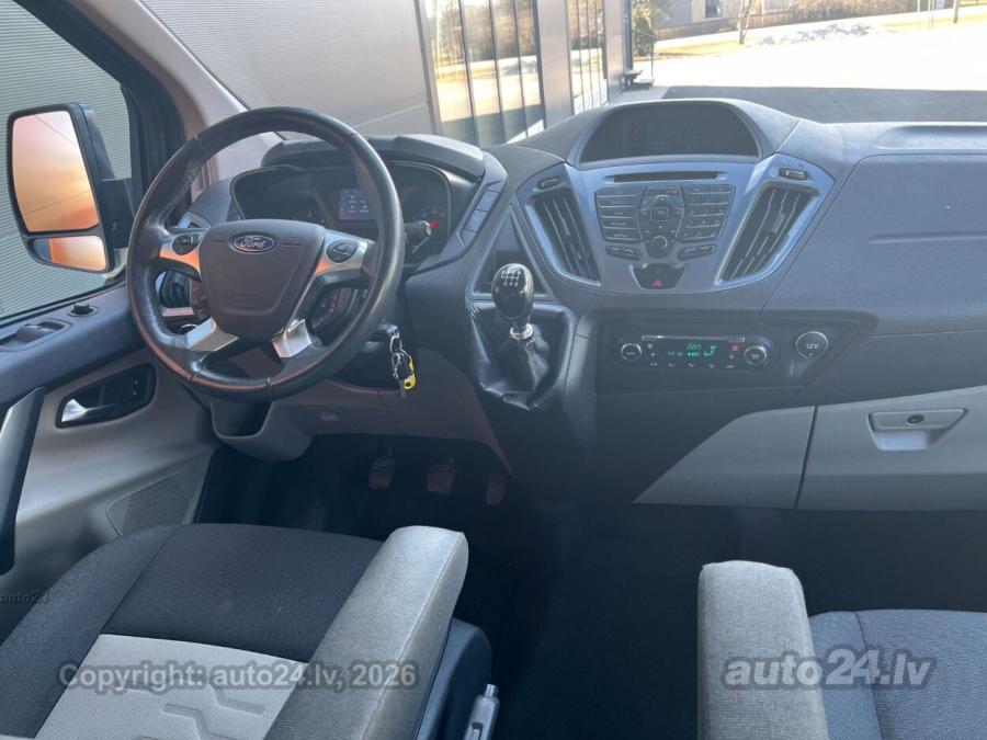 Pelēks Ford Tourneo 2014 Kuresāre, ar dzinēja tilpumu 2.20 L un nobraukumu 331 tūkst. km par 11000 €, foto 10 vietnē AUTOMOTO.COM.LV