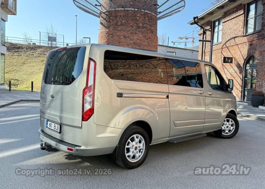 Grey Ford Tourneo 2014 in Tallinn, with an engine capacity of 2.20 L and mileage of 280 thousand km for 13699 €, photo 13 on AUTOMOTO.COM.LV