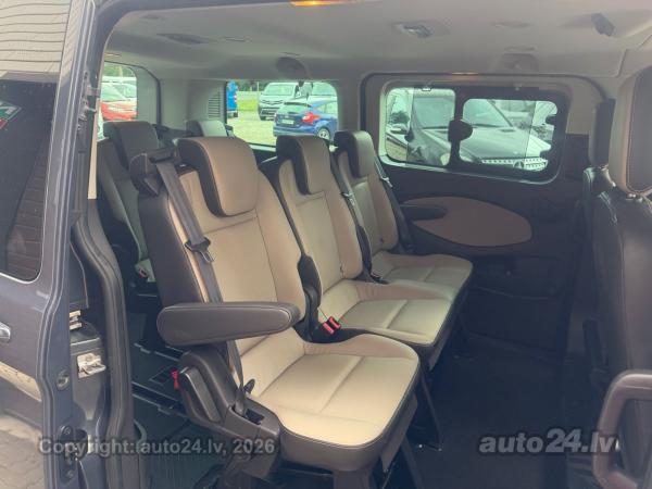 Pelēks Ford Tourneo 2014 Veru, ar dzinēja tilpumu 2.20 L un nobraukumu 261 tūkst. km par 10990 €, foto 9 vietnē AUTOMOTO.COM.LV