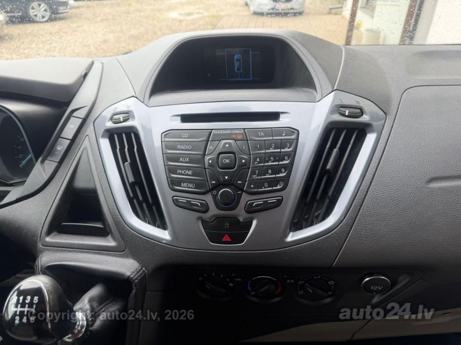 Pelēks Ford Tourneo 2014 Veru, ar dzinēja tilpumu 2.20 L un nobraukumu 261 tūkst. km par 10990 €, foto 11 vietnē AUTOMOTO.COM.LV