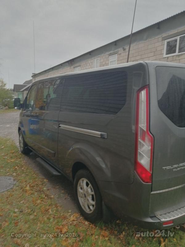 Pelēks Ford Tourneo 2015 Tallina, ar dzinēja tilpumu 2.20 L un nobraukumu 418 tūkst. km par 11900 €, foto 4 vietnē AUTOMOTO.COM.LV