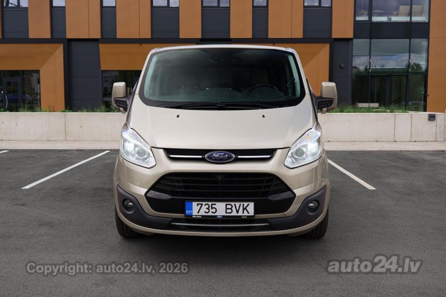 Pelēks Ford Tourneo 2017 Tallina, ar dzinēja tilpumu 2.00 L un nobraukumu 235 tūkst. km par 19999 €, foto 3 vietnē AUTOMOTO.COM.LV