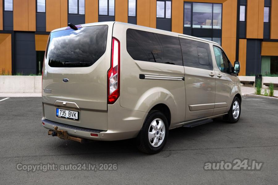 Pelēks Ford Tourneo 2017 Tallina, ar dzinēja tilpumu 2.00 L un nobraukumu 235 tūkst. km par 19999 €, foto 5 vietnē AUTOMOTO.COM.LV