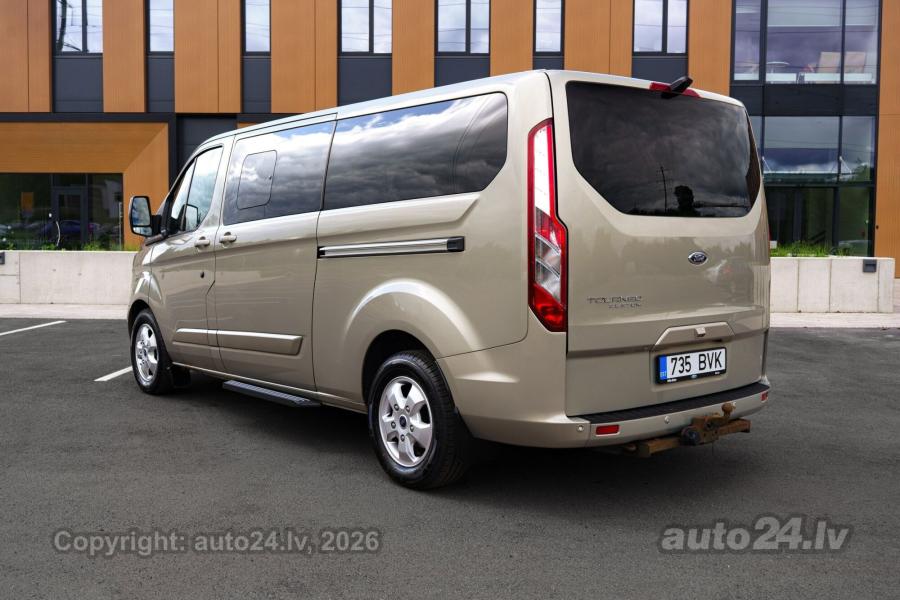 Pelēks Ford Tourneo 2017 Tallina, ar dzinēja tilpumu 2.00 L un nobraukumu 235 tūkst. km par 19999 €, foto 6 vietnē AUTOMOTO.COM.LV