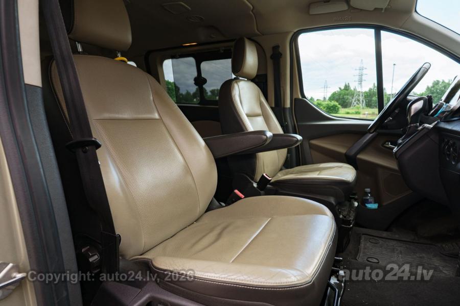 Pelēks Ford Tourneo 2017 Tallina, ar dzinēja tilpumu 2.00 L un nobraukumu 235 tūkst. km par 19999 €, foto 15 vietnē AUTOMOTO.COM.LV