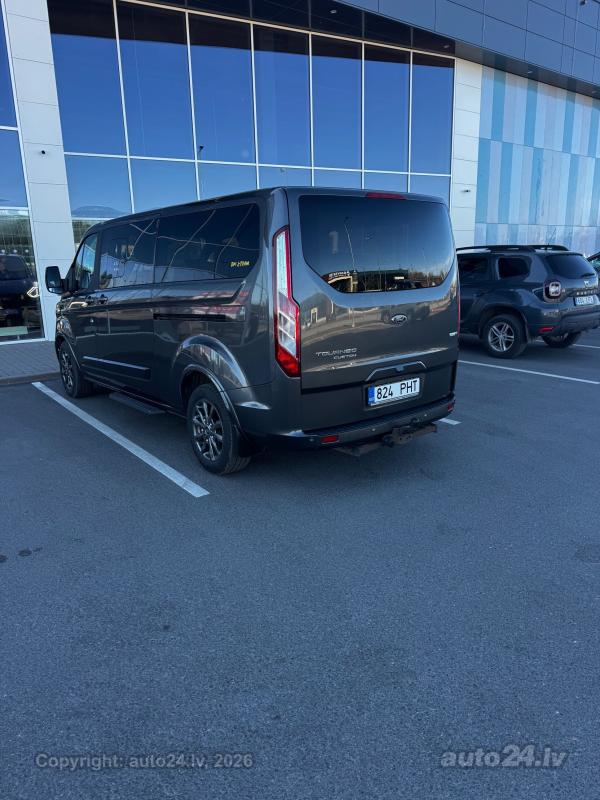 Pelēks Ford Tourneo 2020 Tallina, ar dzinēja tilpumu 2.00 L un nobraukumu 115 tūkst. km par 27900 €, foto 3 vietnē AUTOMOTO.COM.LV
