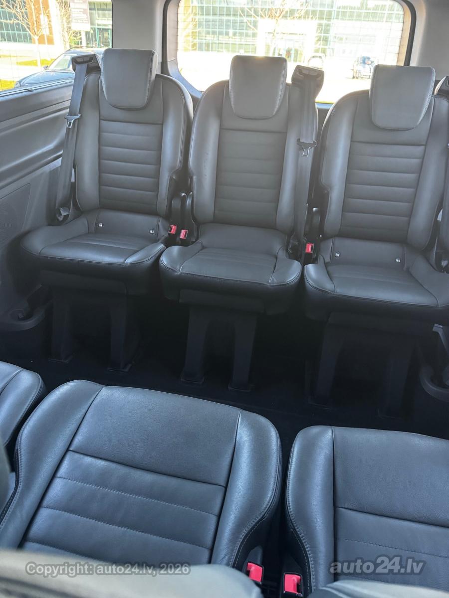 Серый Форд Турнео 2020 в Таллин, объемом двигателя 2.00 л и пробегом 115 тыс. км за 27900 €, фото 16 на AUTOMOTO.COM.LV