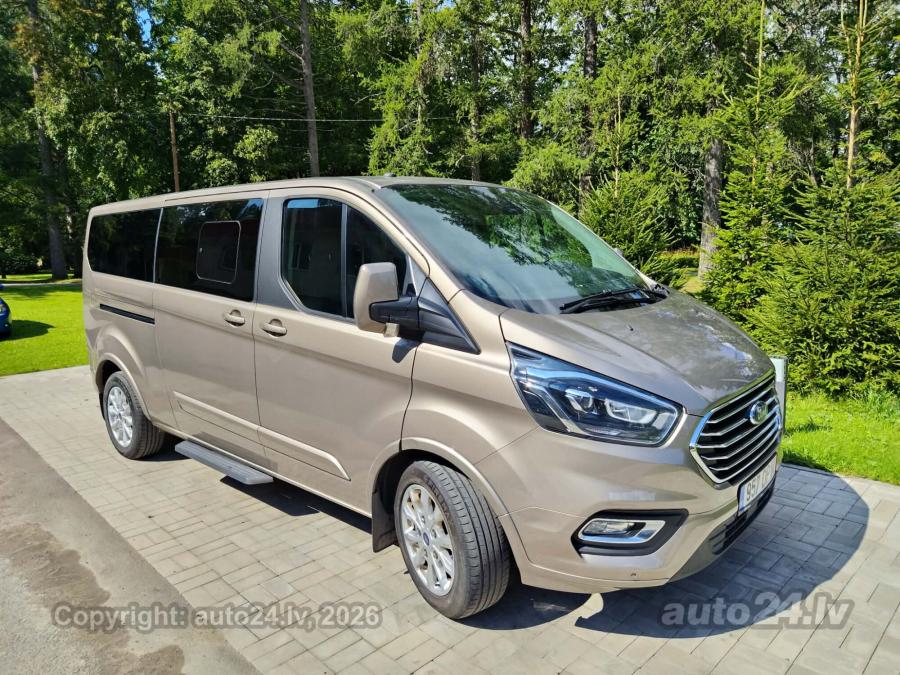 Grey Ford Tourneo 2020 in Tallinn, with an engine capacity of 2.00 L and mileage of 155 thousand km for 27500 €, photo 1 on AUTOMOTO.COM.LV