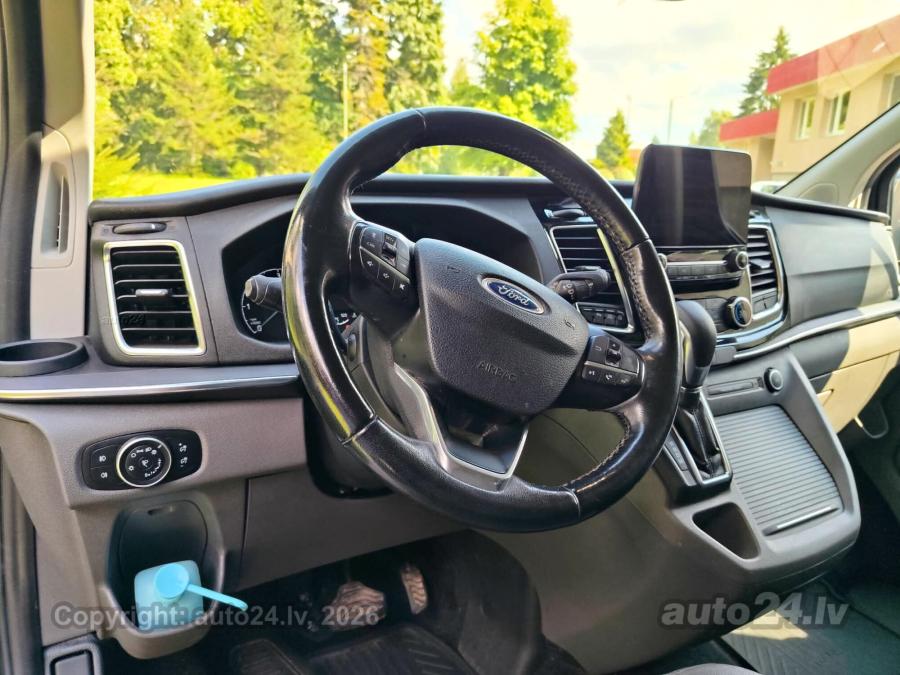 Grey Ford Tourneo 2020 in Tallinn, with an engine capacity of 2.00 L and mileage of 155 thousand km for 27500 €, photo 4 on AUTOMOTO.COM.LV