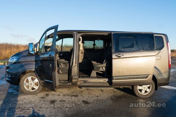 Grey Ford Tourneo 2022 in Tartu, with an engine capacity of 2.00 L and mileage of 95 thousand km for 31000 €, photo 5 on AUTOMOTO.COM.LV