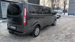 Pelēks Ford Tourneo 2022 Pērnava, ar dzinēja tilpumu 2.00 L un nobraukumu 77 tūkst. km par 34900 €, foto 2 vietnē AUTOMOTO.COM.LV
