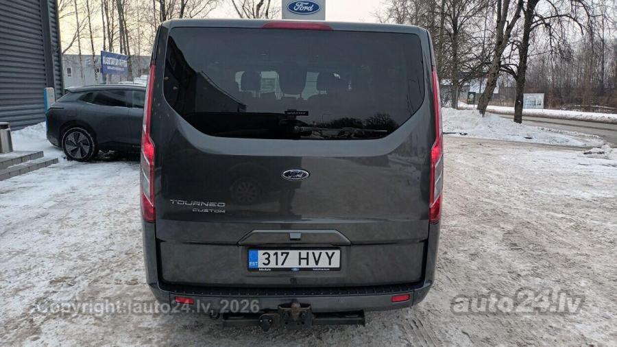 Pelēks Ford Tourneo 2022 Pērnava, ar dzinēja tilpumu 2.00 L un nobraukumu 77 tūkst. km par 34900 €, foto 5 vietnē AUTOMOTO.COM.LV