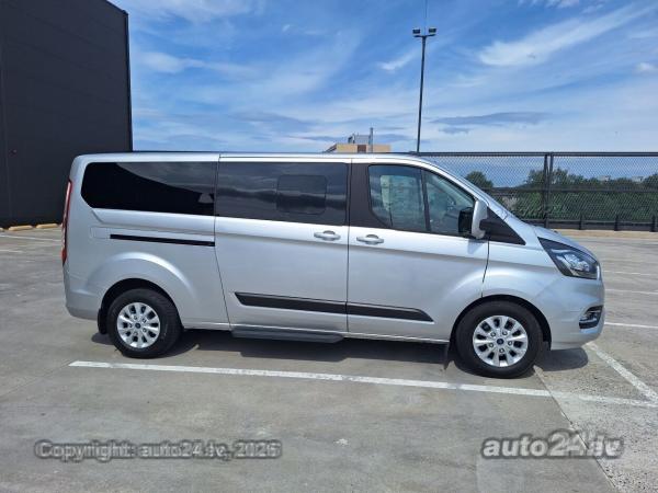 Pelēks Ford Tourneo 2022 Tallina, ar dzinēja tilpumu 2.00 L un nobraukumu 143 tūkst. km par 29000 €, foto 5 vietnē AUTOMOTO.COM.LV