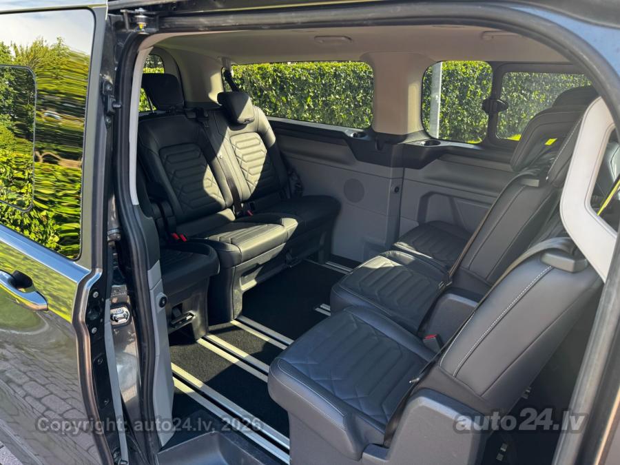 Grey Ford Tourneo 2025 in Tartu, with an engine capacity of 2.50 L and mileage of 28 thousand km for 58300 €, photo 6 on AUTOMOTO.COM.LV