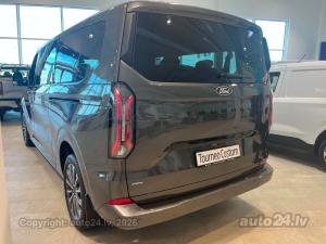 Grey Ford Tourneo 2026 in Tallinn, with an engine capacity of 2.50 L and mileage of 19 thousand km for 61018 €, photo 5 on AUTOMOTO.COM.LV