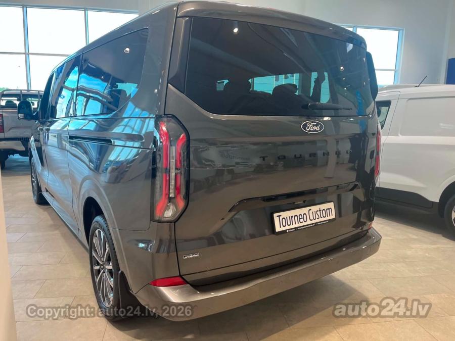 Grey Ford Tourneo 2026 in Tallinn, with an engine capacity of 2.50 L and mileage of 19 thousand km for 61018 €, photo 5 on AUTOMOTO.COM.LV