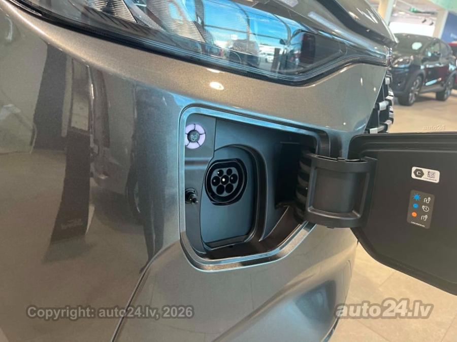 Grey Ford Tourneo 2026 in Tallinn, with an engine capacity of 2.50 L and mileage of 19 thousand km for 61018 €, photo 13 on AUTOMOTO.COM.LV