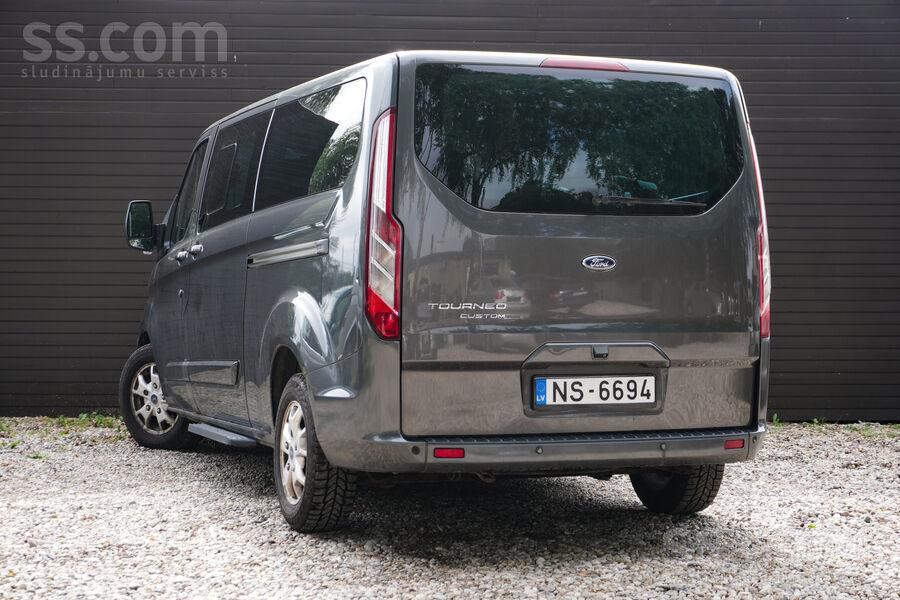Ford Tourneo 2015 in Riga, with an engine capacity of 2.20 L and mileage of 300 thousand km for 12290 €, photo 4 on AUTOMOTO.COM.LV