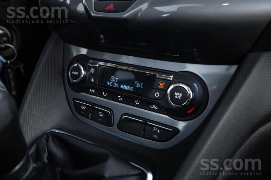 Ford Tourneo 2015 Tukums, ar dzinēja tilpumu 1.60 L un nobraukumu 0 tūkst. km par 7490 €, foto 18 vietnē AUTOMOTO.COM.LV