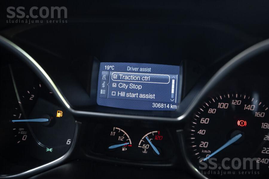 Ford Tourneo 2015 Tukums, ar dzinēja tilpumu 1.60 L un nobraukumu 0 tūkst. km par 7490 €, foto 22 vietnē AUTOMOTO.COM.LV