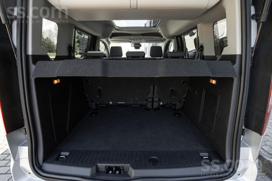 Ford Tourneo 2015 Tukums, ar dzinēja tilpumu 1.60 L un nobraukumu 0 tūkst. km par 7490 €, foto 24 vietnē AUTOMOTO.COM.LV