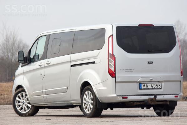 Ford Tourneo 2019 Rīga, ar dzinēja tilpumu 2.00 L un nobraukumu 190 tūkst. km par 23000 €, foto 2 vietnē AUTOMOTO.COM.LV