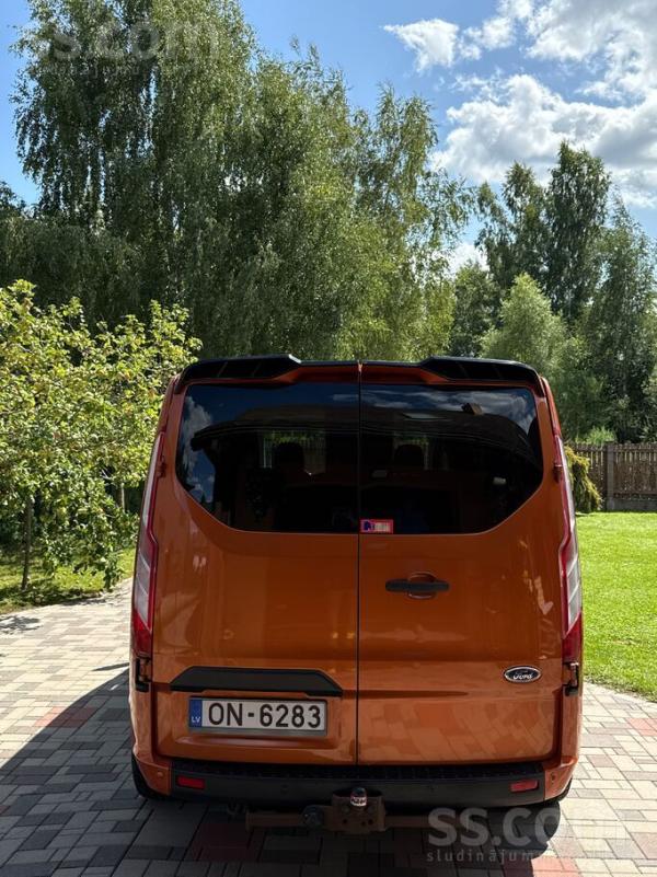 Oranžs Ford Tourneo 2020 Jelgava, ar dzinēja tilpumu 2.00 L un nobraukumu 200 tūkst. km par 21500 €, foto 4 vietnē AUTOMOTO.COM.LV
