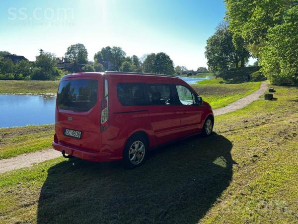 Red Ford Tourneo 2016 in Liepaja, with an engine capacity of 1.50 L and mileage of 167 thousand km for 9050 €, photo 5 on AUTOMOTO.COM.LV