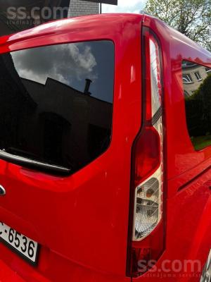 Red Ford Tourneo 2016 in Liepaja, with an engine capacity of 1.50 L and mileage of 167 thousand km for 9050 €, photo 18 on AUTOMOTO.COM.LV