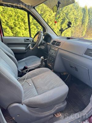 Sarkans Ford Tourneo 2007 Rīga, ar dzinēja tilpumu 1.80 L un nobraukumu 449 tūkst. km par 1800 €, foto 6 vietnē AUTOMOTO.COM.LV