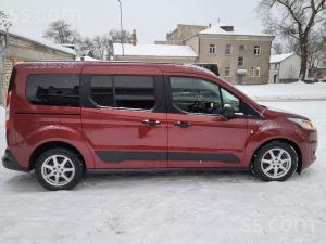 Red Ford Tourneo 2019 in Daugavpils, with an engine capacity of 1.50 L and mileage of 258 thousand km for 9750 €, photo 8 on AUTOMOTO.COM.LV