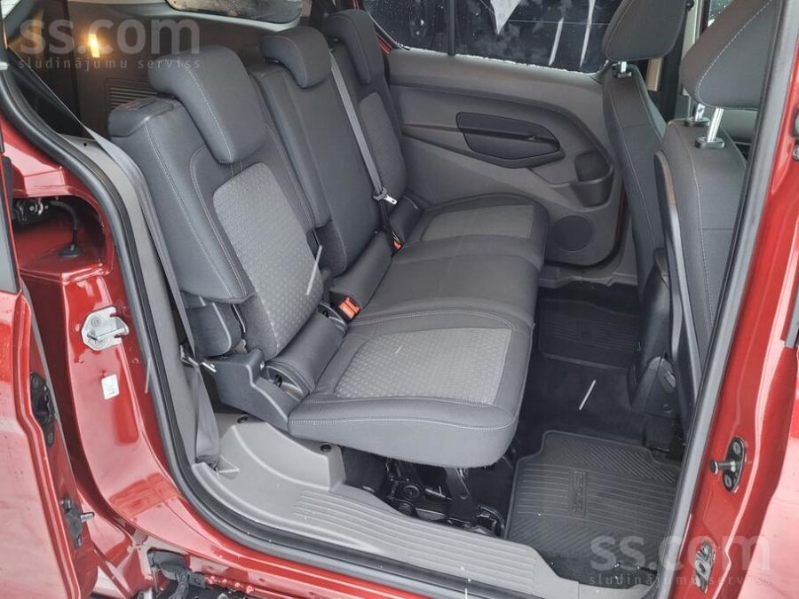 Red Ford Tourneo 2019 in Daugavpils, with an engine capacity of 1.50 L and mileage of 258 thousand km for 9750 €, photo 19 on AUTOMOTO.COM.LV