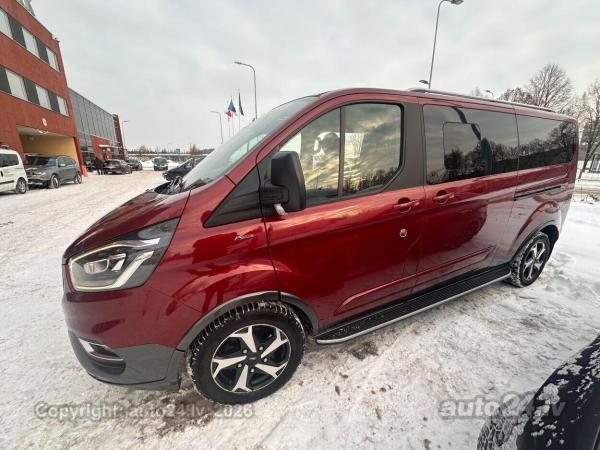 Red Ford Tourneo 2021 in Tallinn, with an engine capacity of 2.00 L and mileage of 226 thousand km for 26900 €, photo 5 on AUTOMOTO.COM.LV