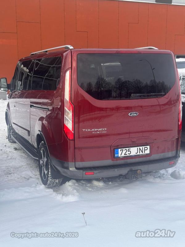 Red Ford Tourneo 2021 in Tallinn, with an engine capacity of 2.00 L and mileage of 226 thousand km for 26900 €, photo 7 on AUTOMOTO.COM.LV