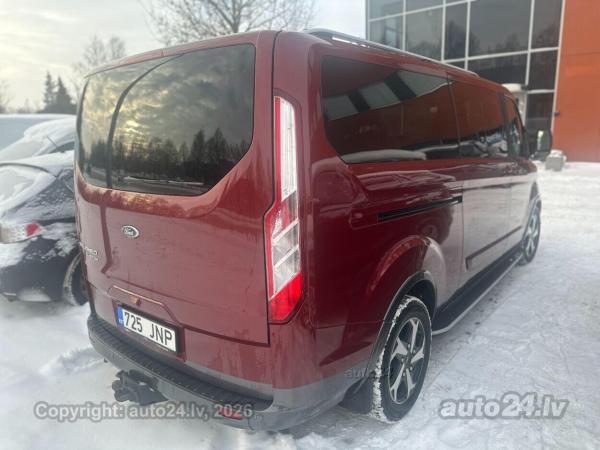 Red Ford Tourneo 2021 in Tallinn, with an engine capacity of 2.00 L and mileage of 226 thousand km for 26900 €, photo 9 on AUTOMOTO.COM.LV