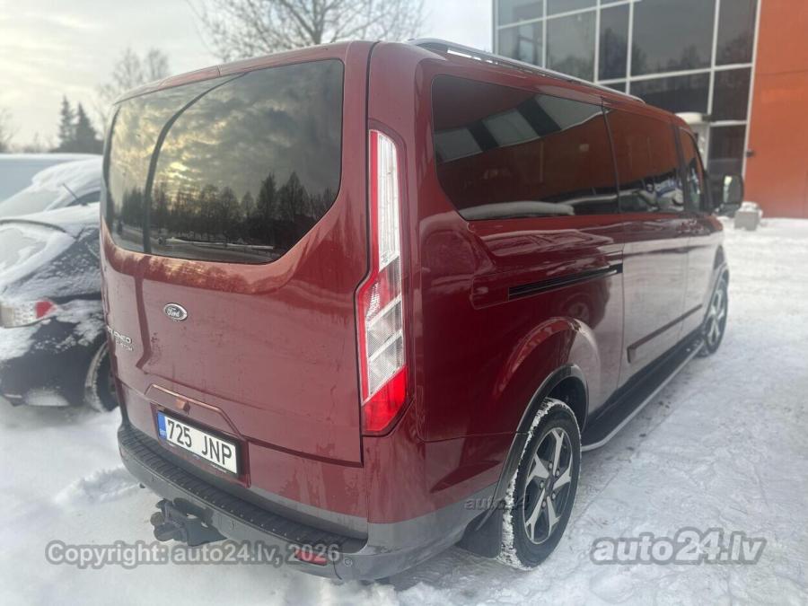 Red Ford Tourneo 2021 in Tallinn, with an engine capacity of 2.00 L and mileage of 226 thousand km for 26900 €, photo 9 on AUTOMOTO.COM.LV
